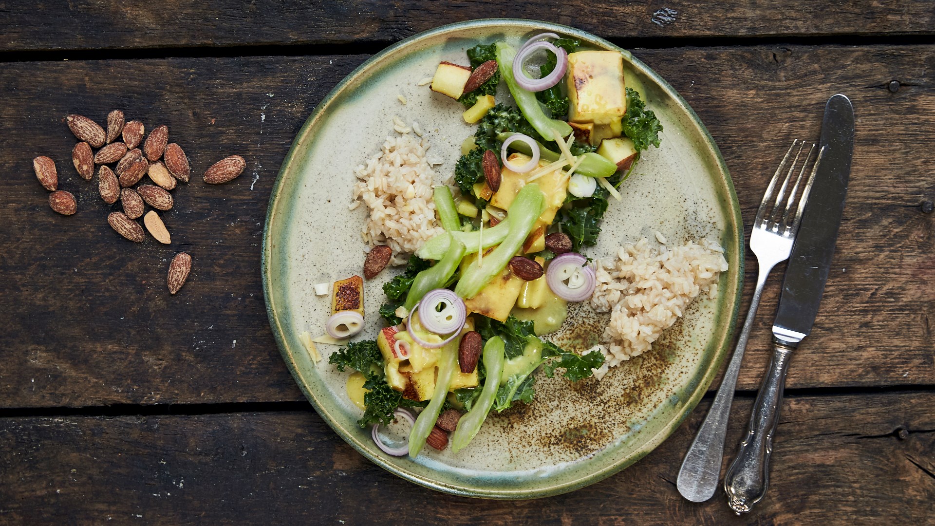 Vegetar - Spændende opskrift på vegetarret med karry
