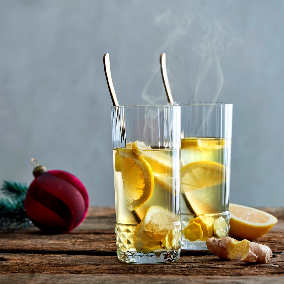 Varm hyldeblomstsaft - juledrik uden alkohol - find opskriften her