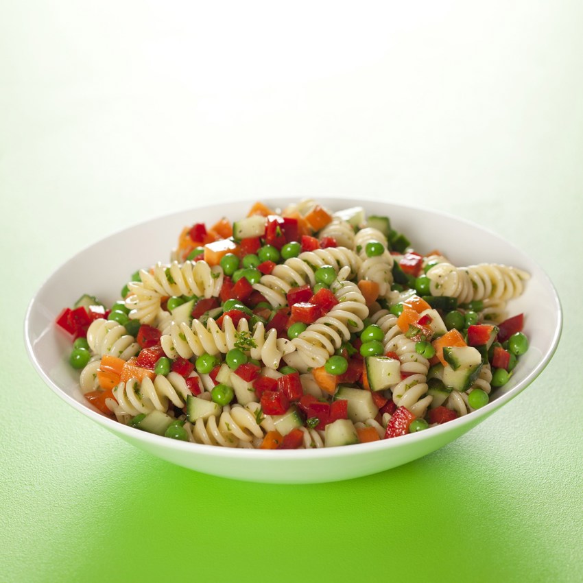 Børnesalat - nem og lækker pastasalat - se opskriften her