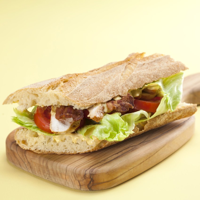 Kylling og bacon sandwich opskrift - se den lækre opskrift her