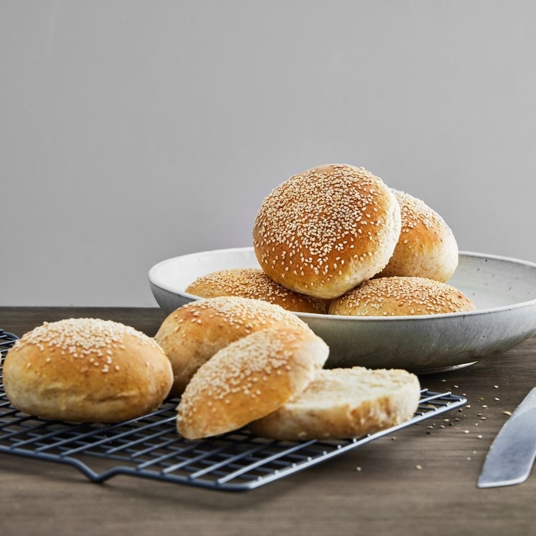 Burgerboller opskrift - god hjemmebag - se opskriften her
