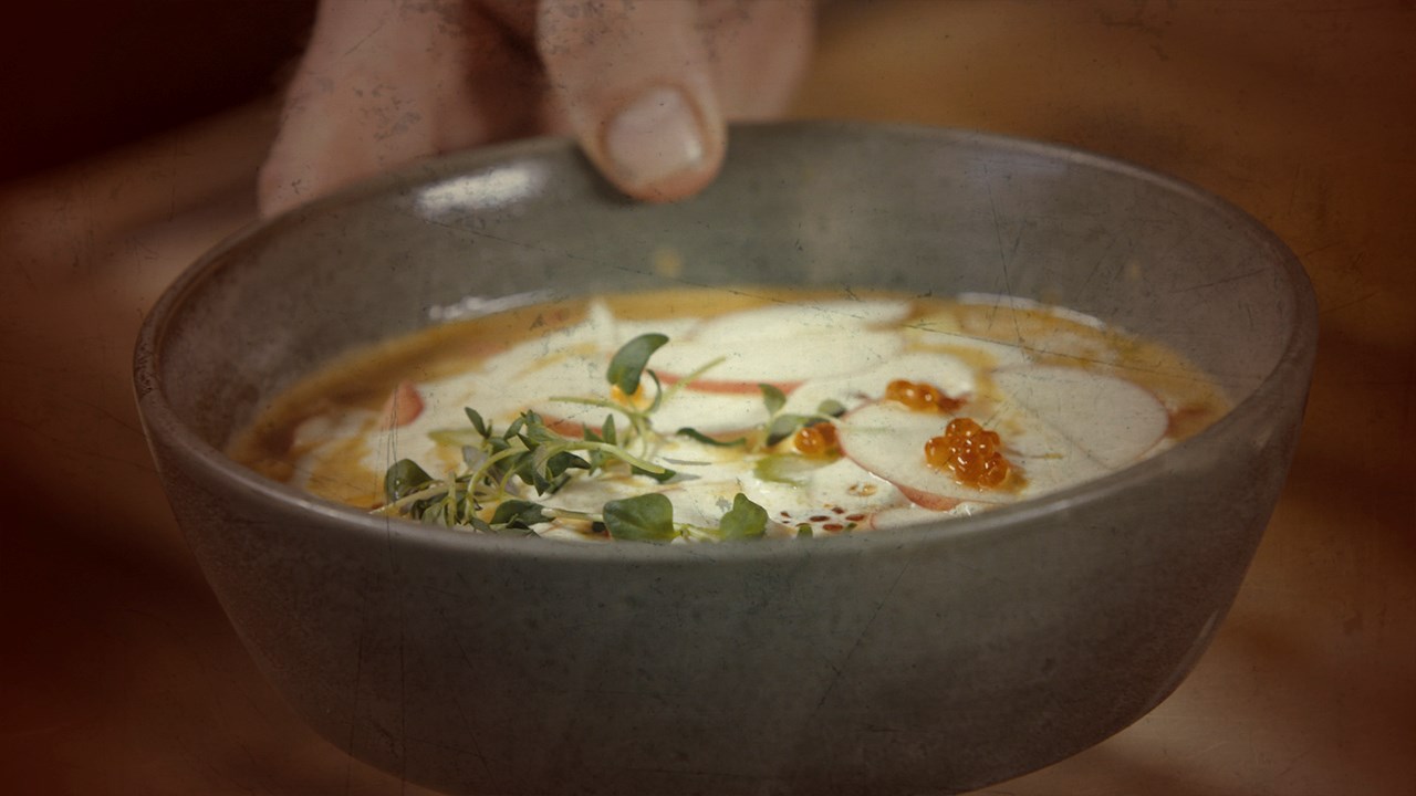 Hummersuppe - Pift den færdige suppe op - Se opskriften her