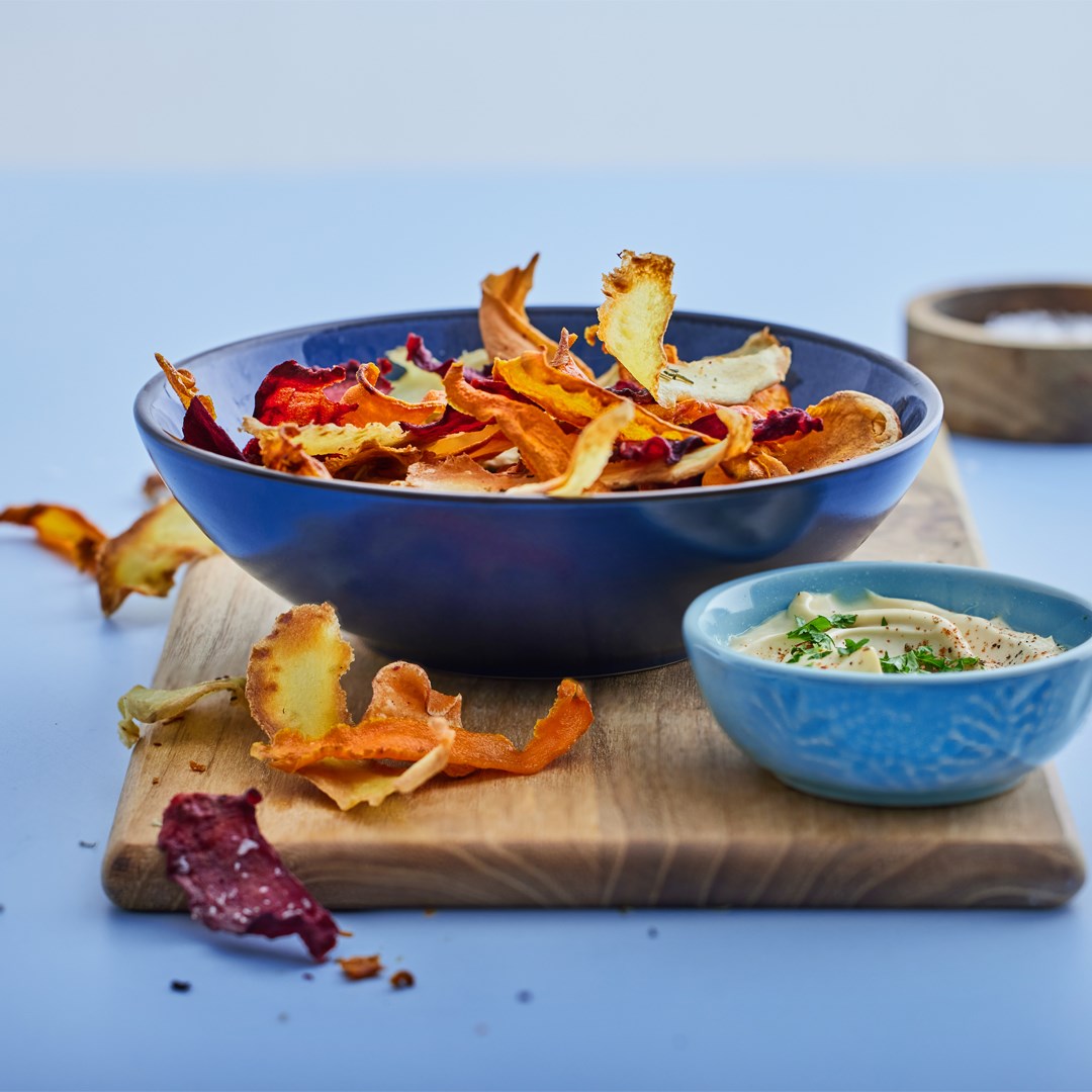 Rodfrugtchips opskrift - sprød og lækker snack - se mere her